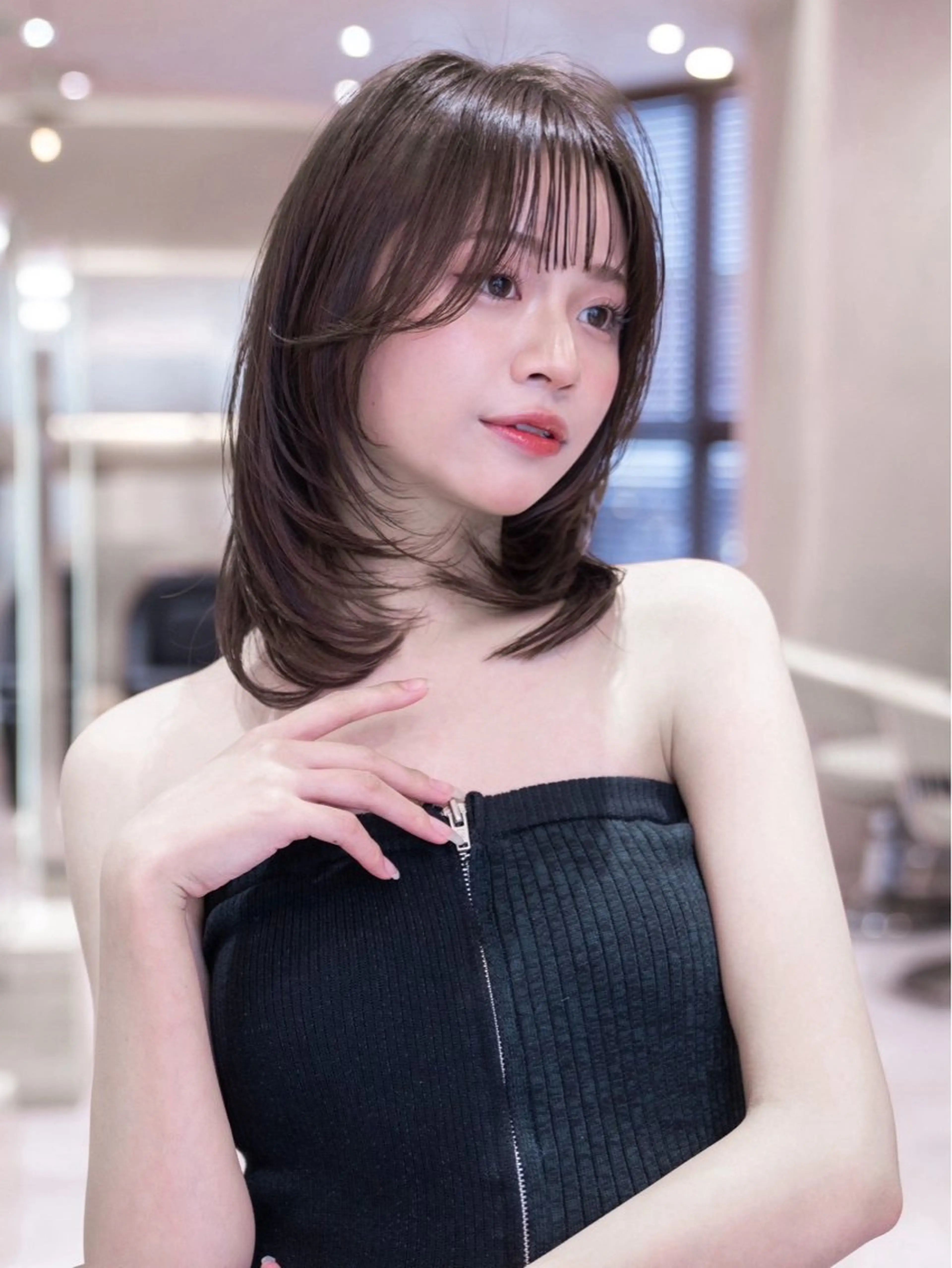 渋谷透明感カラー レイヤー/miku(1 HAVANA所属)のヘアスタイル・髪型(20251213135355)｜ミニモ