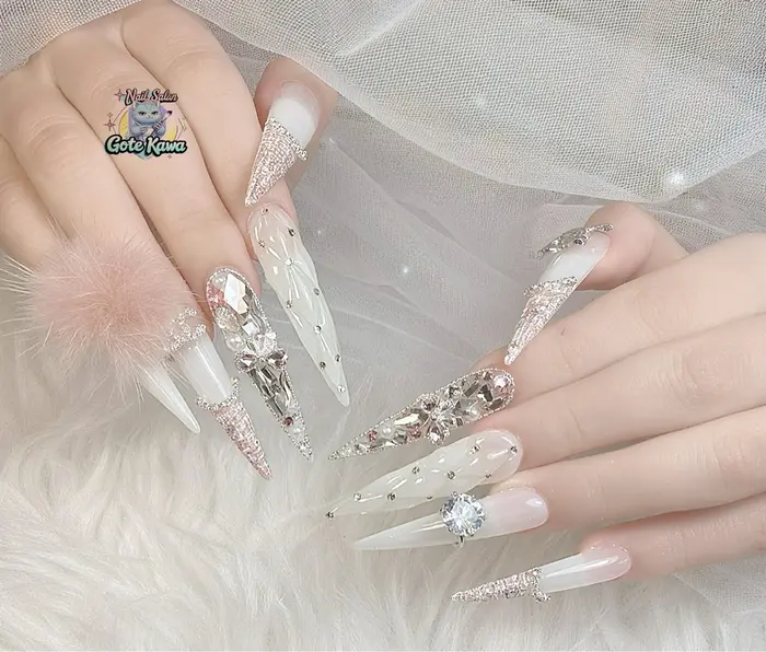 #ワンホン＃スーパーロング＃埋め尽くし＃ツイード＃キルティング＃新宿ネイルサロン＃可愛いネイル＃キラ｜GOTE KAWA Nail Salon ...