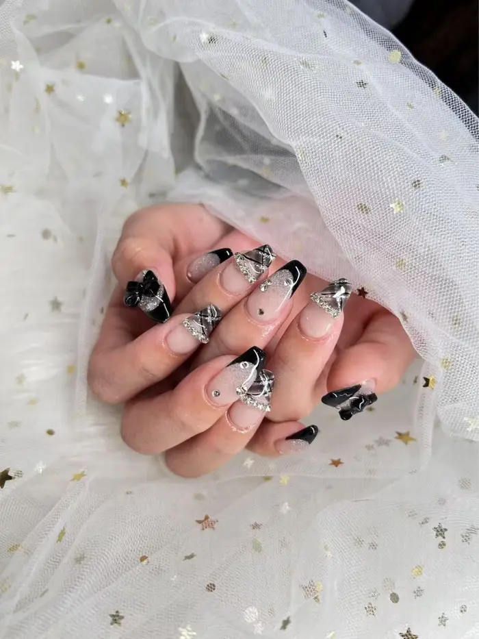 北 雲美(AILLYNAS nail&eyelash所属)のネイルデザイン・アート｜ミニモ