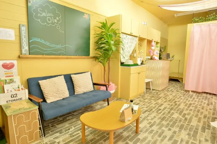 Salon Ola* サロンオラ所属・Salon Ola* AZUのメニュー｜ミニモ