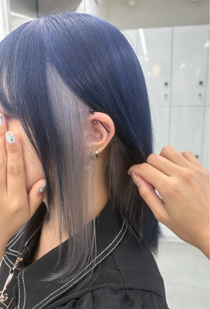 blue×silver｜ゆりあ JILLSTUDIO(JILL STUDIO所属)のヘアスタイル・髪型(20250913175726)｜ミニモ