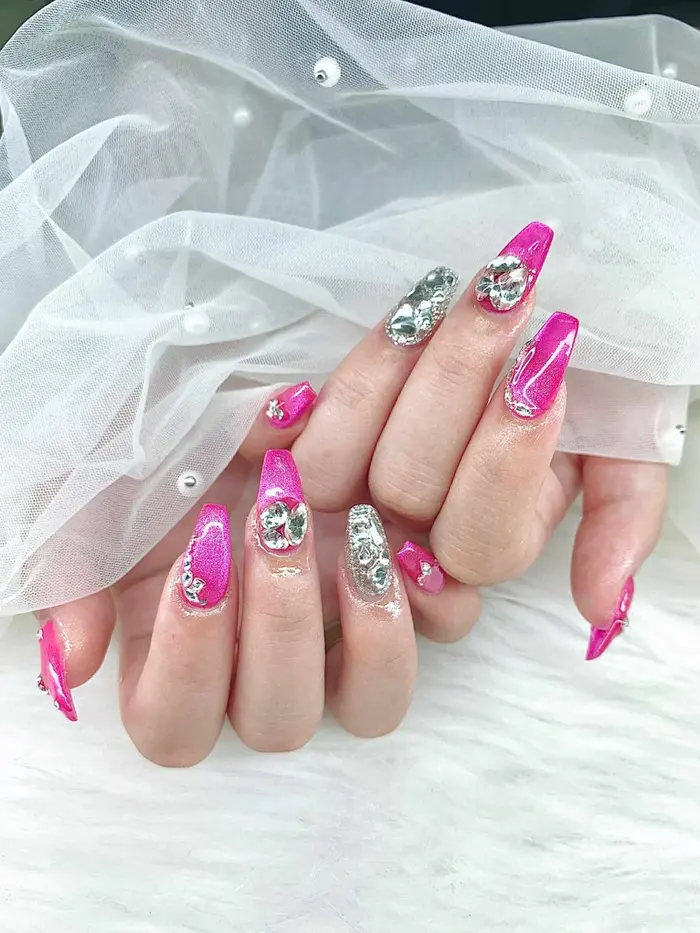 Yuki Nail Salon(Yuki Nail SALON所属)のネイルデザイン・アート(20250702014635)｜ミニモ