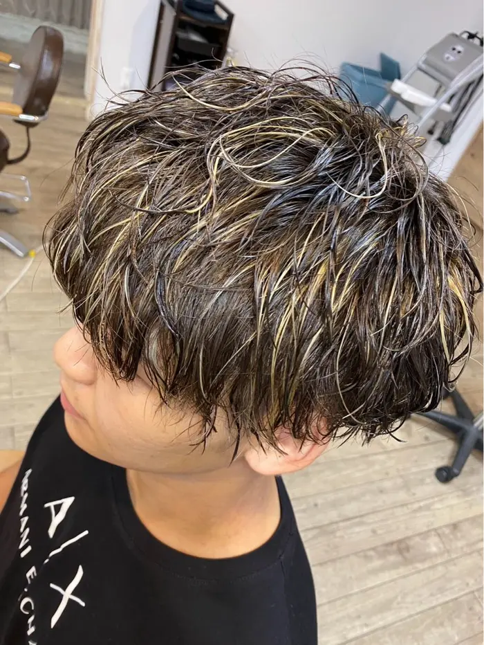 りょう （RYO)(ku-to所属)のヘアカタログ｜ミニモ