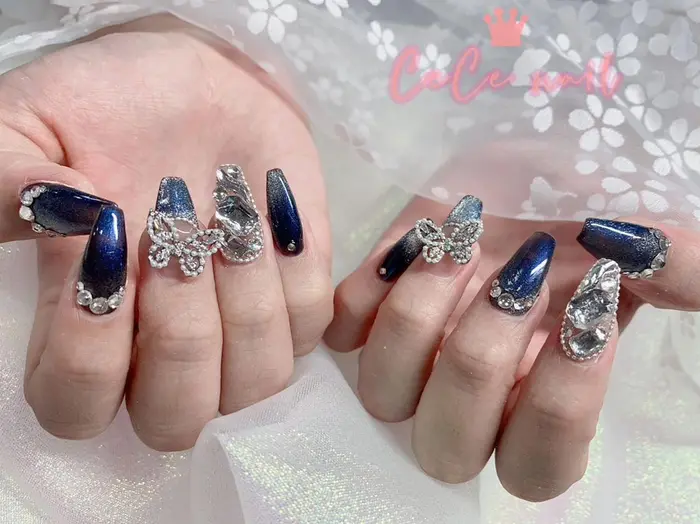 CeCe nail(シーシーネイル所属)のメニュー｜ミニモ