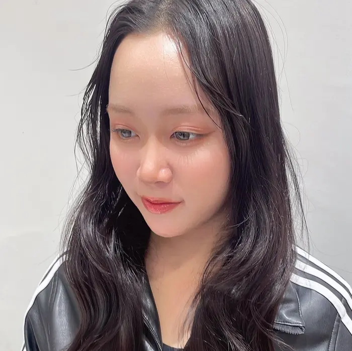 はづき 新宿(SALOWIN新宿三丁目me+店所属)の美容室・美容院・美容師情報｜ミニモ