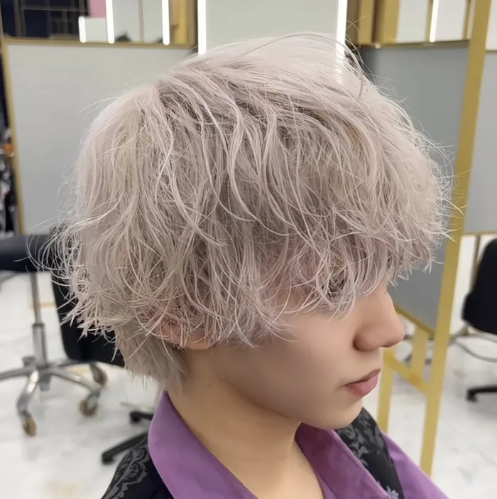 JEWIL 渋谷所属・鈴汰郎 メンズ/ハイトーンの美容室・美容院・美容師情報｜ミニモ