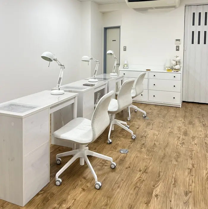 GIN ギン(GIN NAILS所属)のネイルサロン・ネイリスト情報｜ミニモ