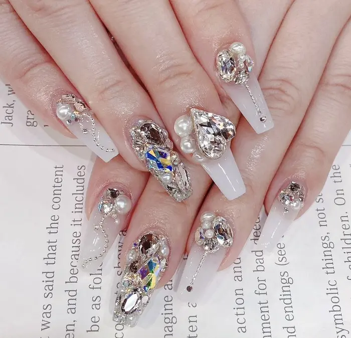 Cutil Nailsalon所属・Cutil. Nailのネイルサロン・ネイリスト情報｜ミニモ