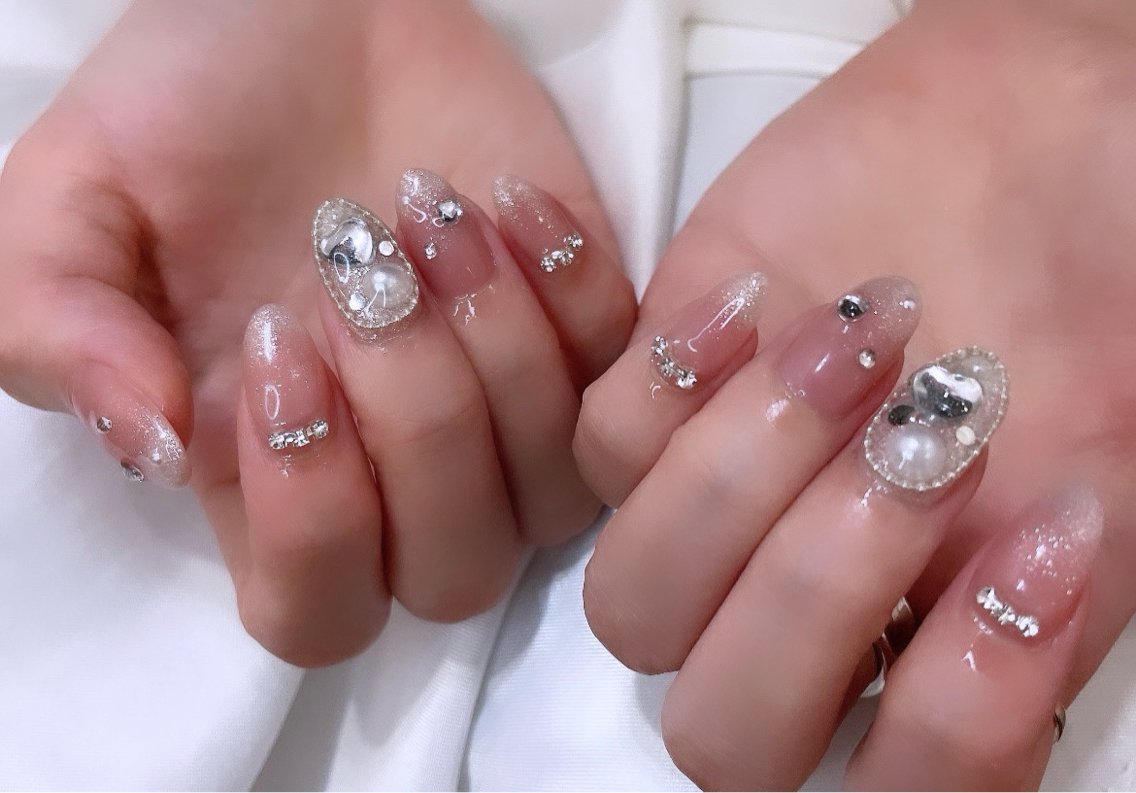Fiona Nail＆eyelash 大久保店【フィオナ】所属・ひより のネイルデザイン｜ミニモ