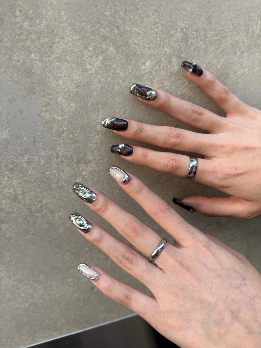 【似合わせ提案】鈴木 舞(ZEST / PARK所属)のネイルデザイン｜ミニモ