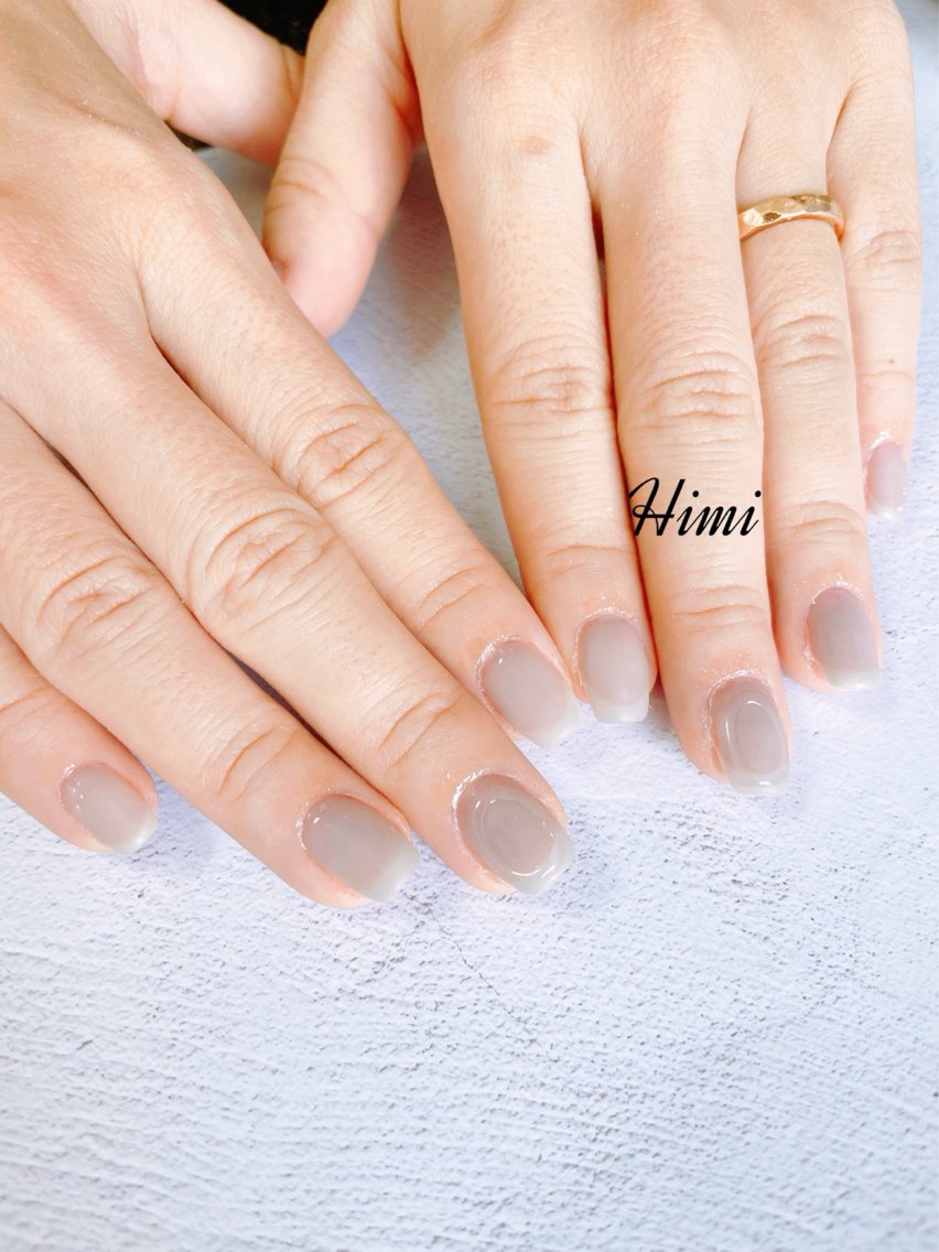 Felix nail所属・ニュアンス＊ Himiのネイルデザイン｜ミニモ