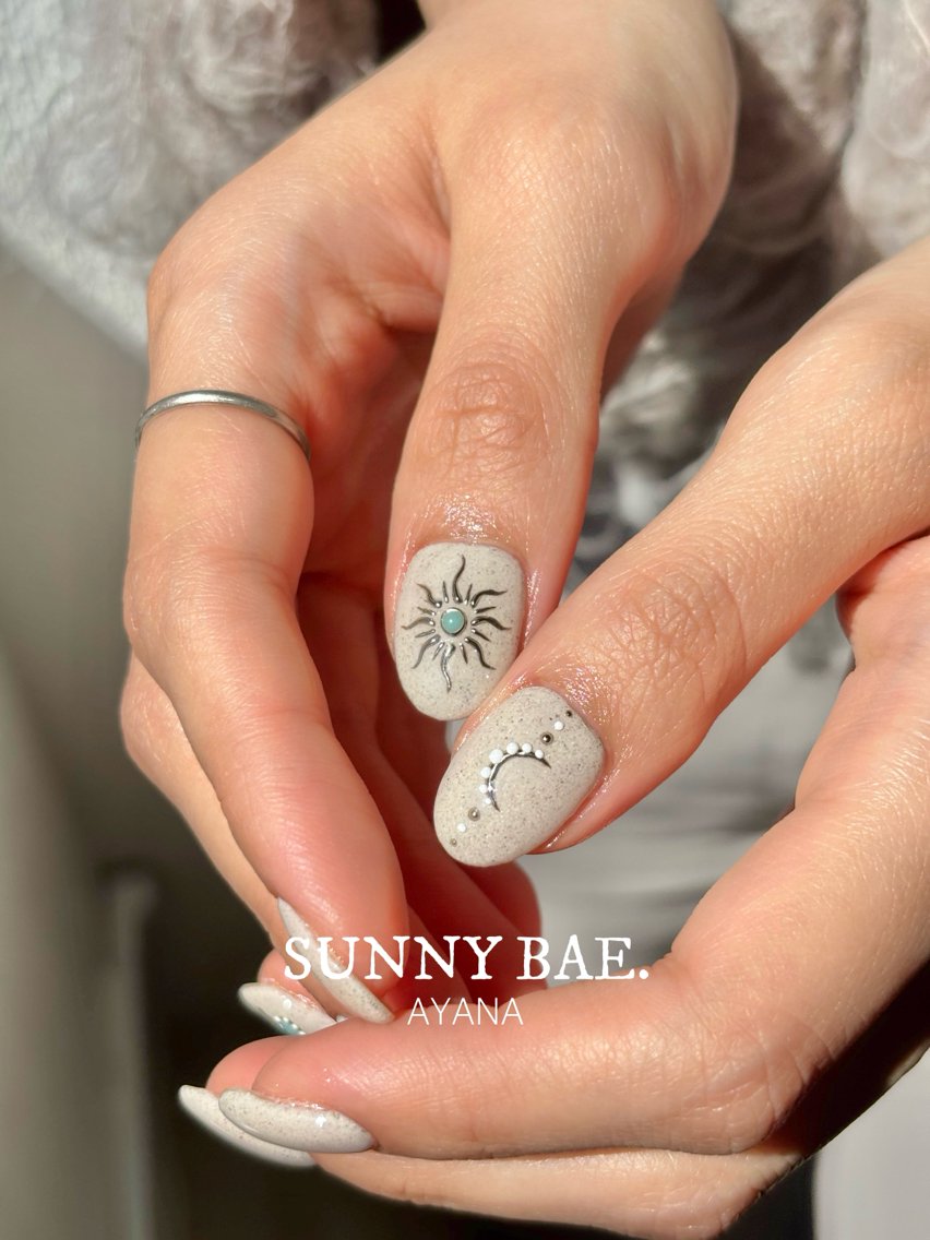 SUNNY BAE. AYANA(SUNNY BAE.所属)のネイルデザイン｜ミニモ