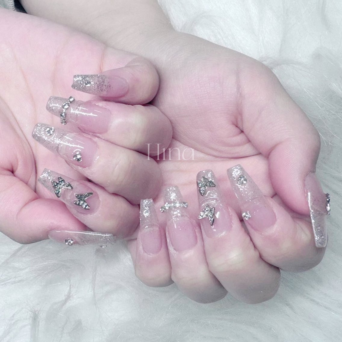 MIYA salon所属・Hi naのネイルデザイン｜ミニモ