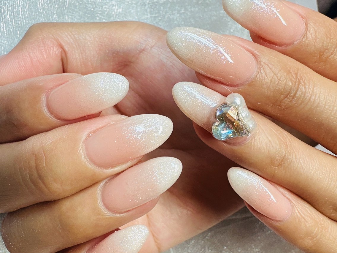 MOANIHiroo 恵比寿店所属・'MOANI' Hiroo恵比寿店のネイルデザイン｜ミニモ