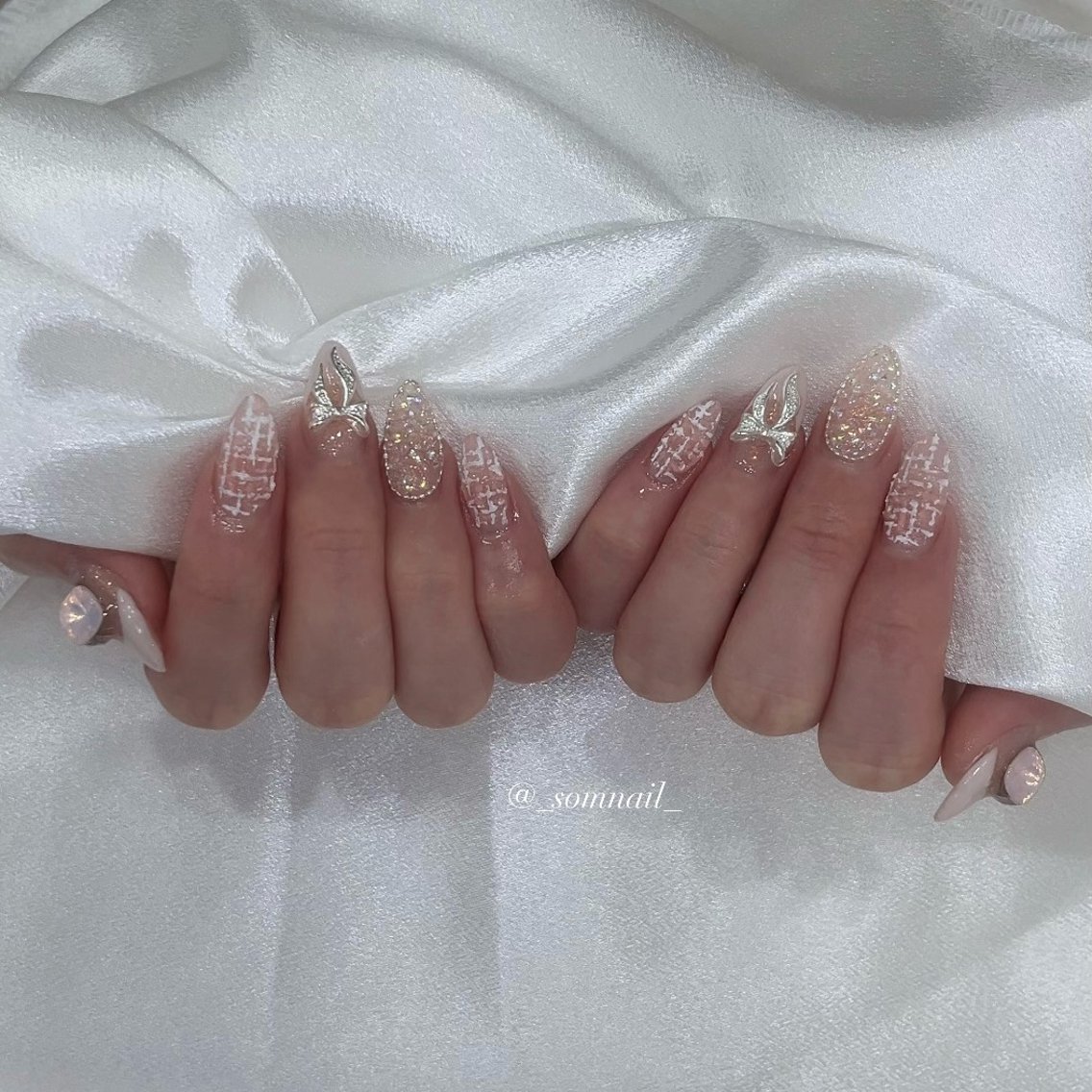 SOM NAIL所属・SOM NAILのネイルデザイン｜ミニモ