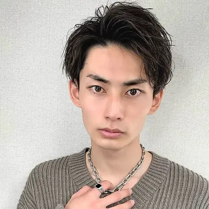 【シャドーパーマ】2025年春人気のシャドーパーマのヘアスタイル・髪型カタログ｜ミニモ