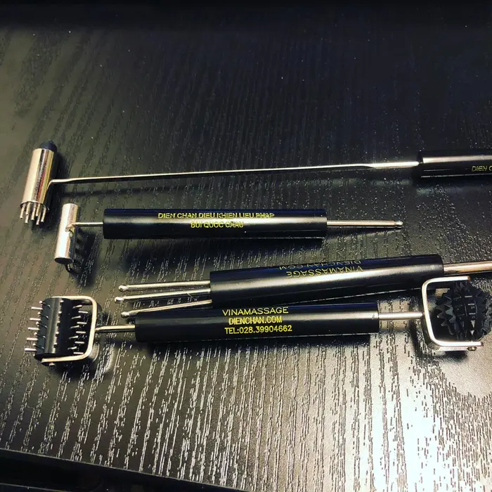 ディエンチャンで使うツボ刺激棒です。｜タイ古式マッサージ 専門店Ma Ikkaのエステ・リラクカタログ(20200824122712)｜ミニモ