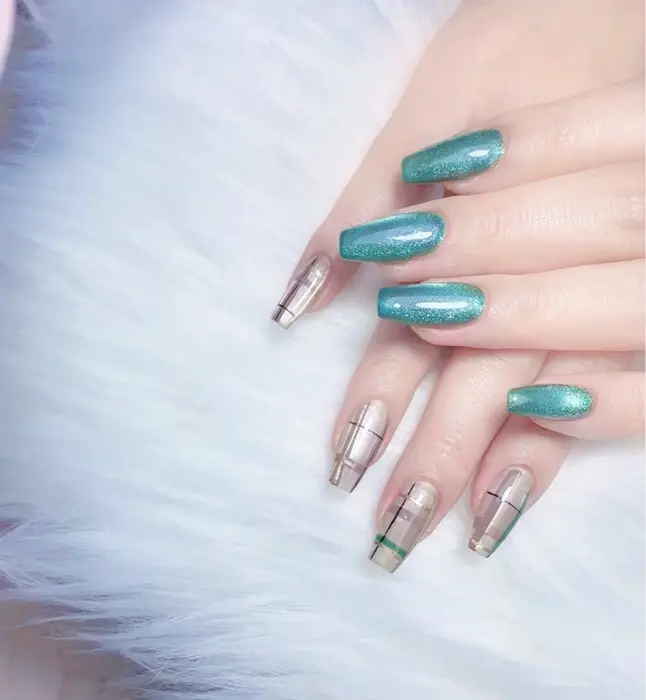 Aumi nail所属・Ayumi nails川崎店のネイルデザイン(20250222160310)｜ミニモ